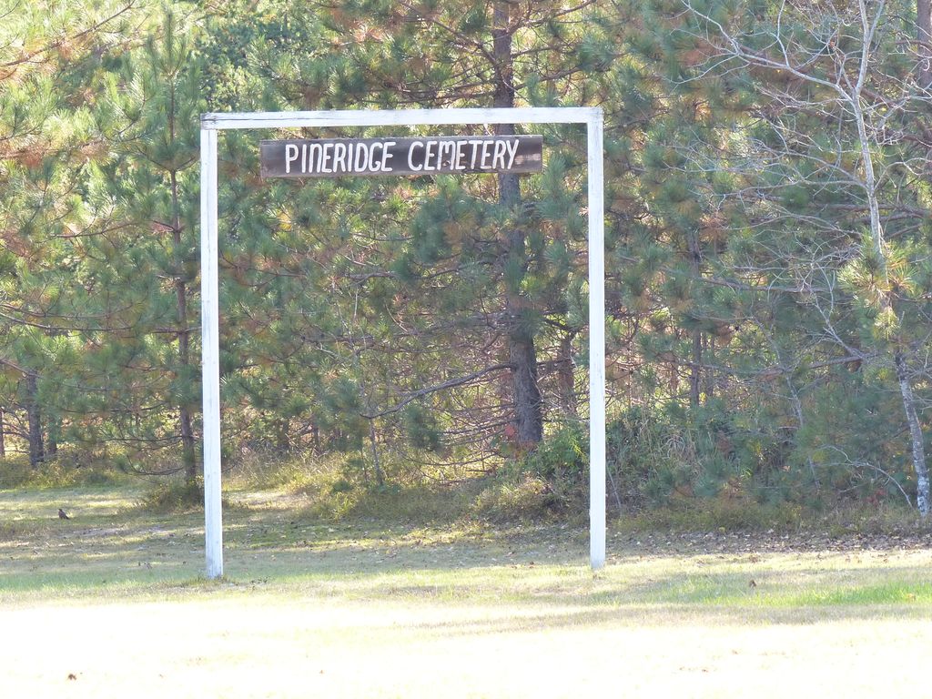 Pine Ridge Cemetery, Kazabazua